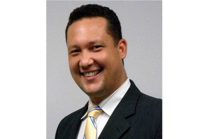Efrain Martinez Joins Flxon | 2013-09-25 | Packaging Strategies